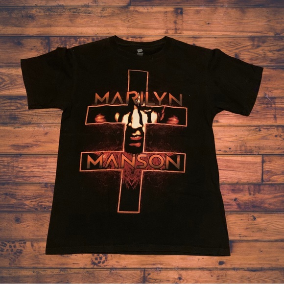 Hot Topic | Shirts | Marilyn Manson Vintage Tour Shirt Born Villain ...